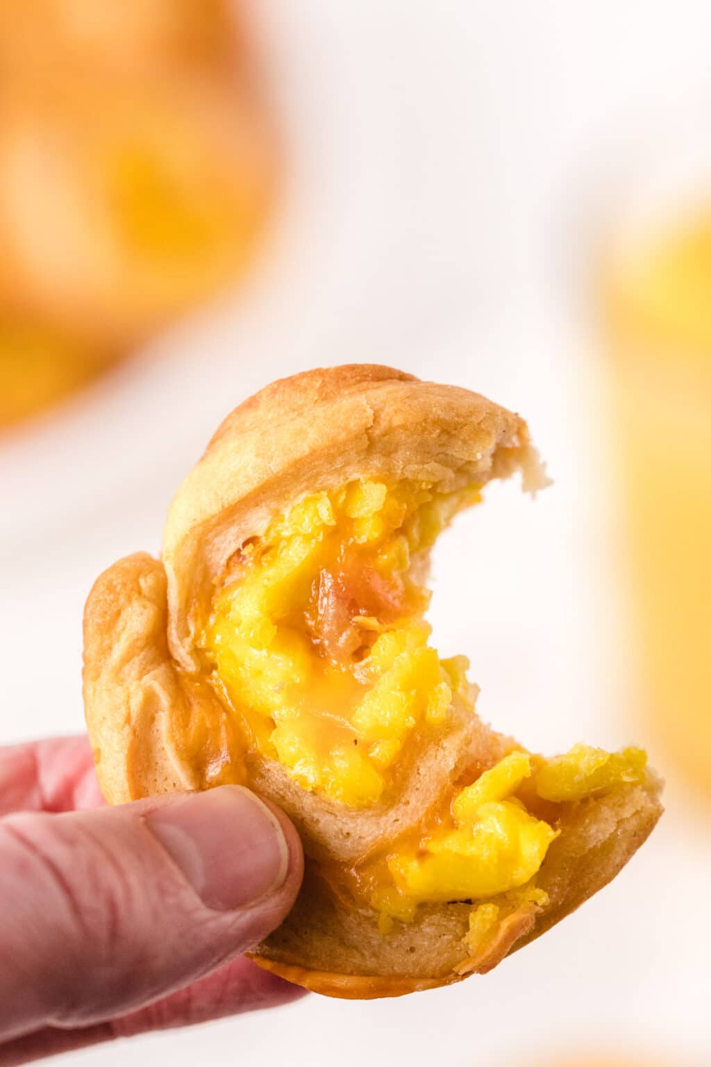 Quick and Easy Breakfast Rolls Recipe - Play Party Plan