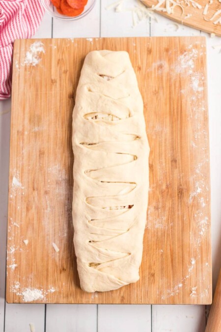 The Best Pepperoni Pizza Loaf Recipe - Play Party Plan