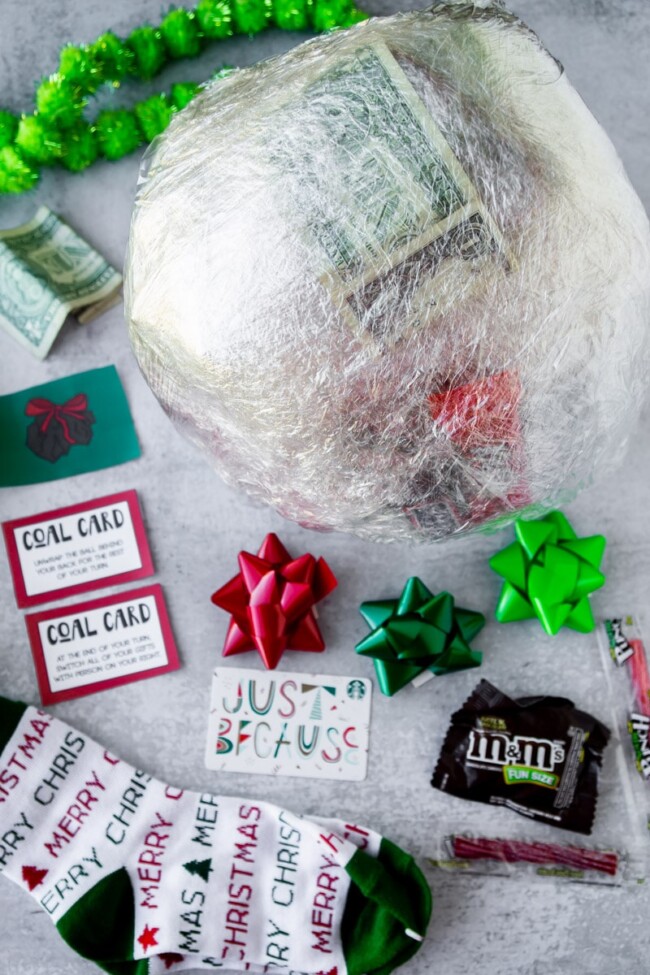 The Best Christmas Saran Wrap Game (Video!) - Play Party Plan