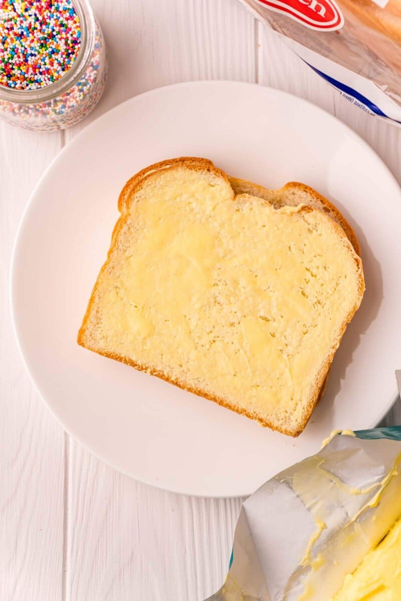 The Easiest Fairy Bread Recipe - Play Party Plan