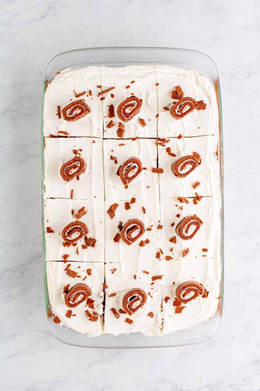 Easy Swiss Roll Cake Recipe - Play Party Plan