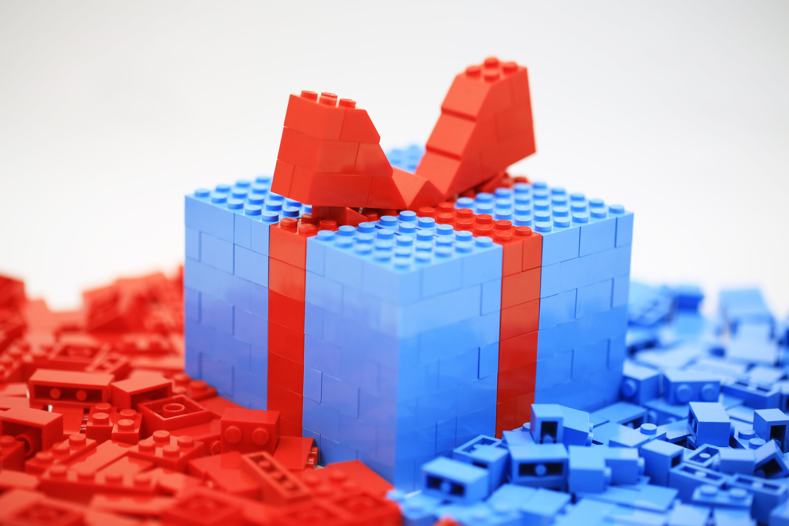Christmas Lego Challenge for Kids {Free Printable} - Play Party Plan