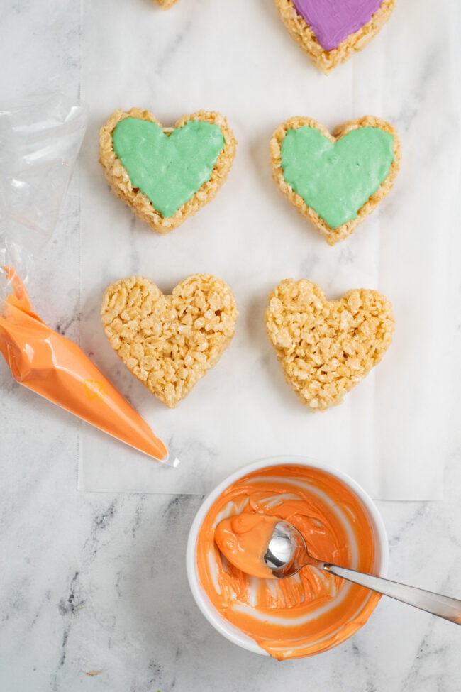 Conversation Heart Valentine's Day Rice Krispy Treats - Play Party Plan