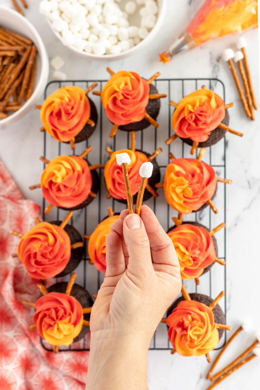 Fun Campfire Cupcakes Easy To Decorate Play Party Plan fun-campfire-cupcakes-easy-to-decorate-play-party-plan