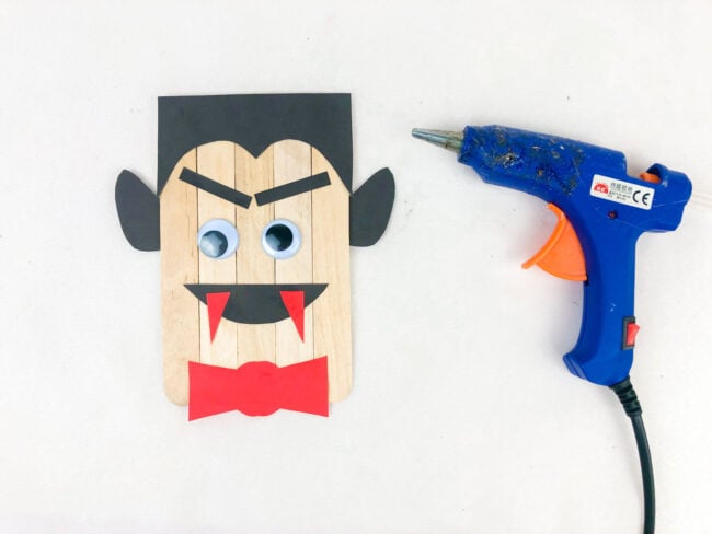 Easy Vampire Craft with Popsicle Sticks - Play Party Plan