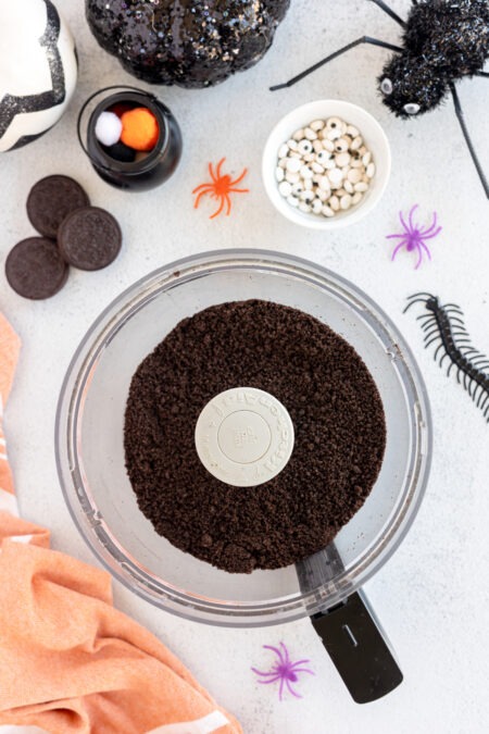 Easy Oreo Halloween Spider Treats - Play Party Plan