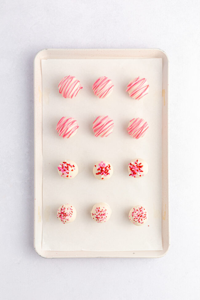 Strawberry No Bake Cake Balls Recipe - Play Party Plan