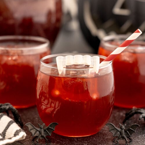 Vampire Kiss Drink (Non-Alcoholic) - Play Party Plan