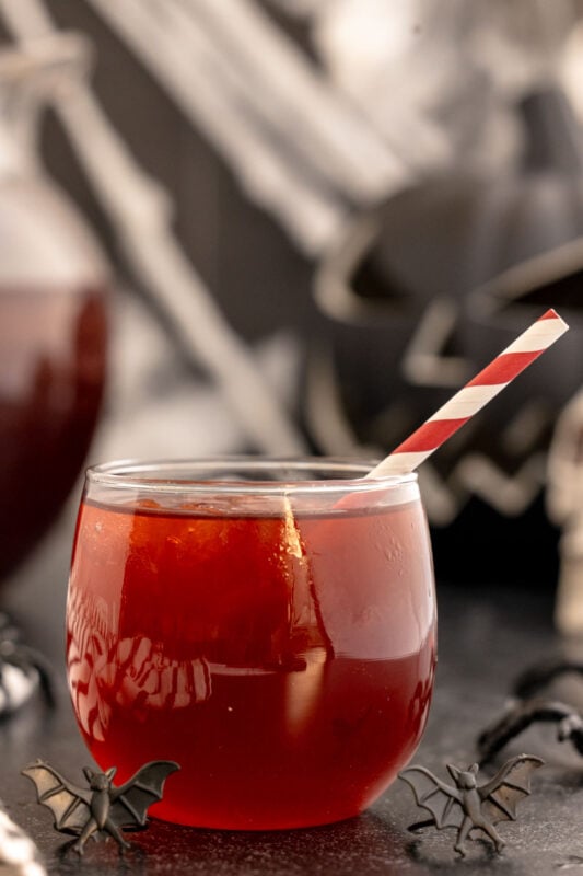 Vampire Kiss Drink (Non-Alcoholic) - Play Party Plan