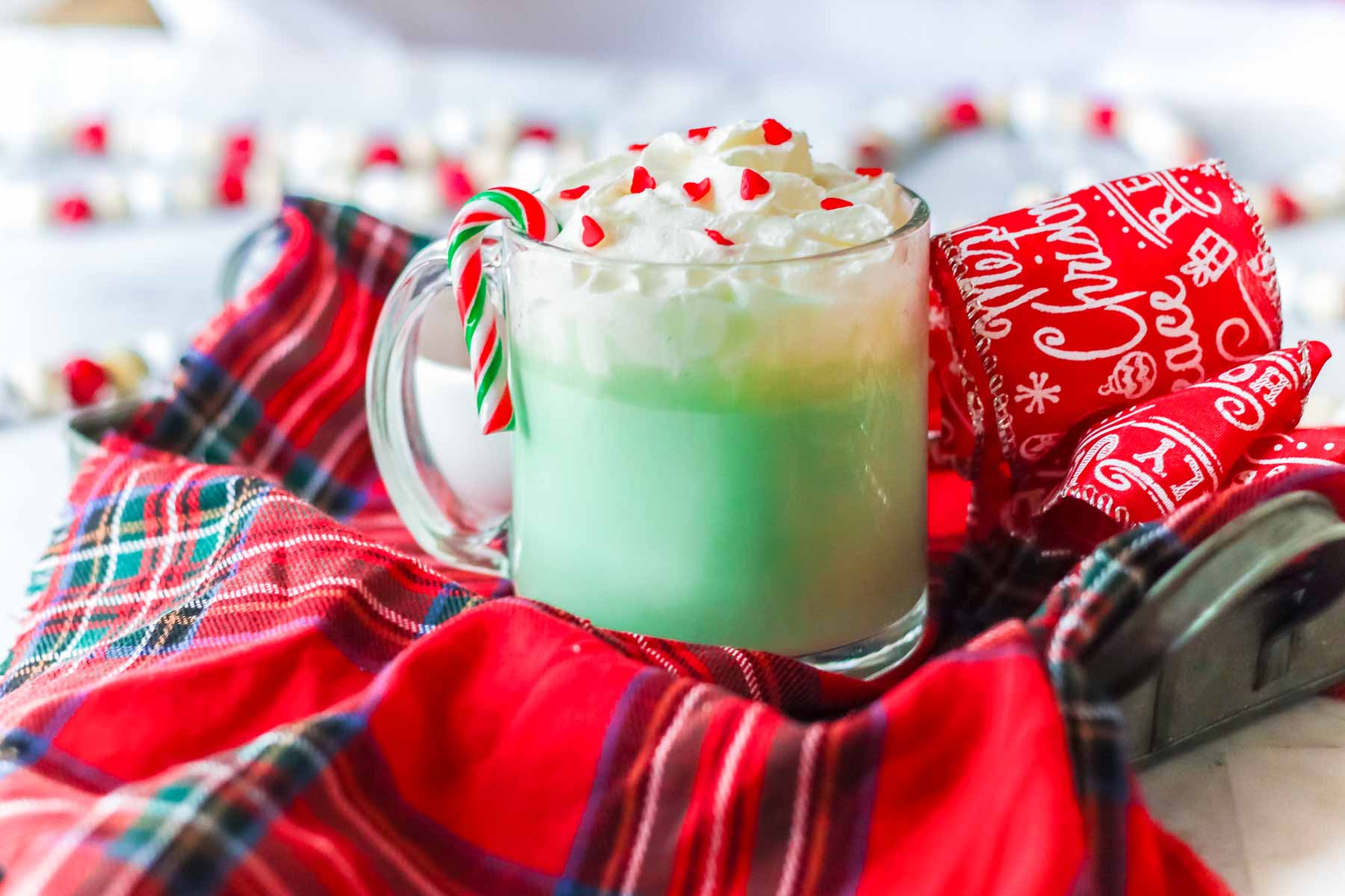 Easy Grinch Hot Chocolate - Play Party Plan