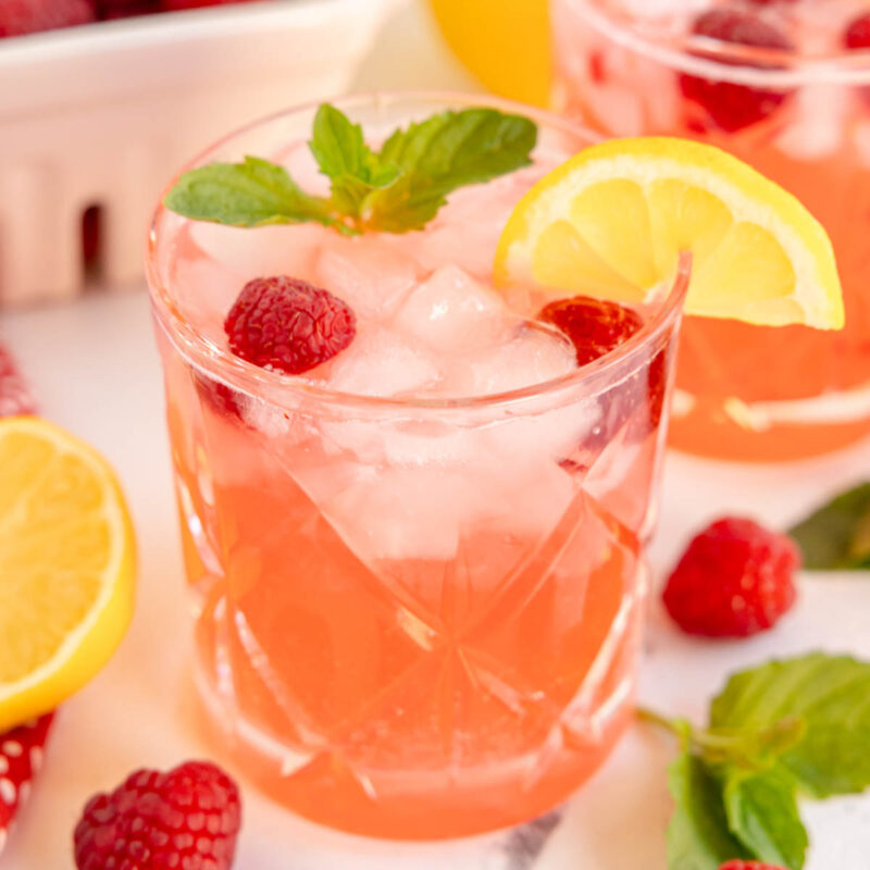 Easy Raspberry Mocktail - Play Party Plan