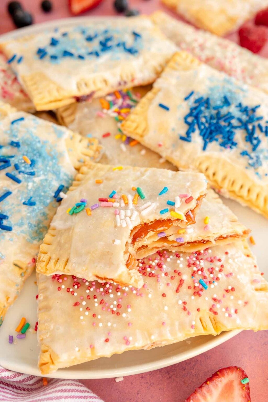 Homemade Pop Tarts with Pie Crust - Play Party Plan