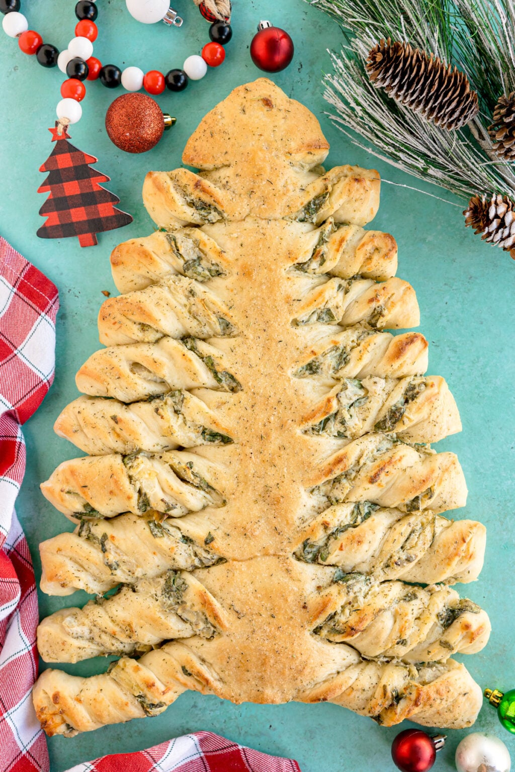 Spinach Artichoke Christmas Tree - Play Party Plan