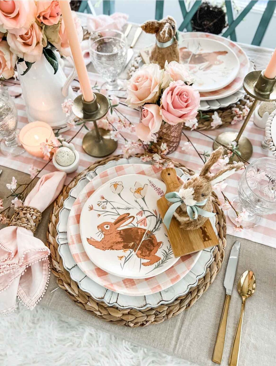 30 Beautiful Easter Table Settings You Can Recreate At Home